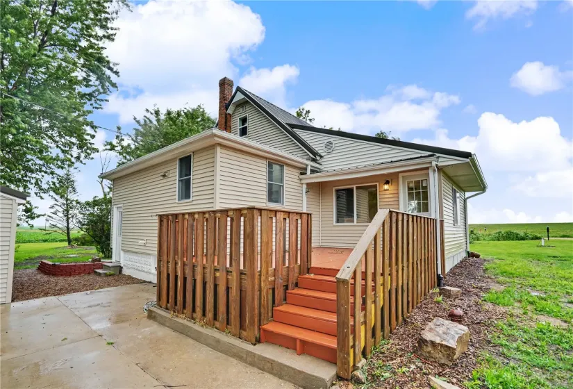 2026 130th St , Lowden, Iowa 52255